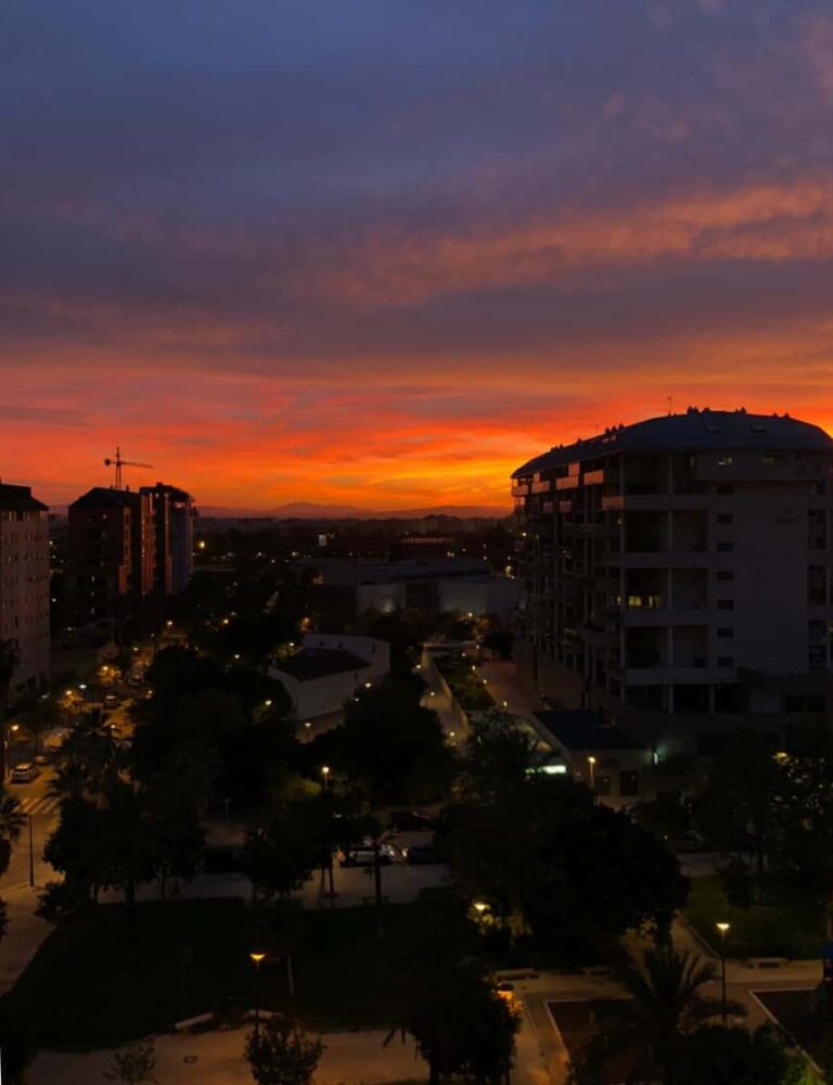 26 Pros and Cons of Living in Valencia, Spain - WhyThisPlace.com