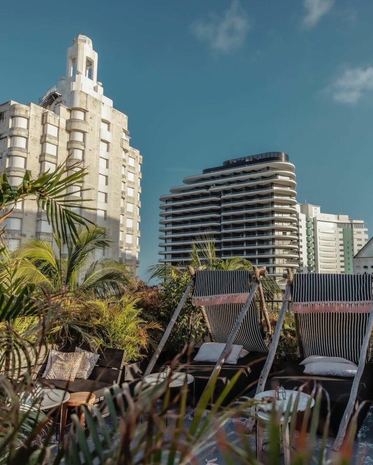 Miami's Rooftop Restaurants & Bars with Views - WhyThisPlace.com